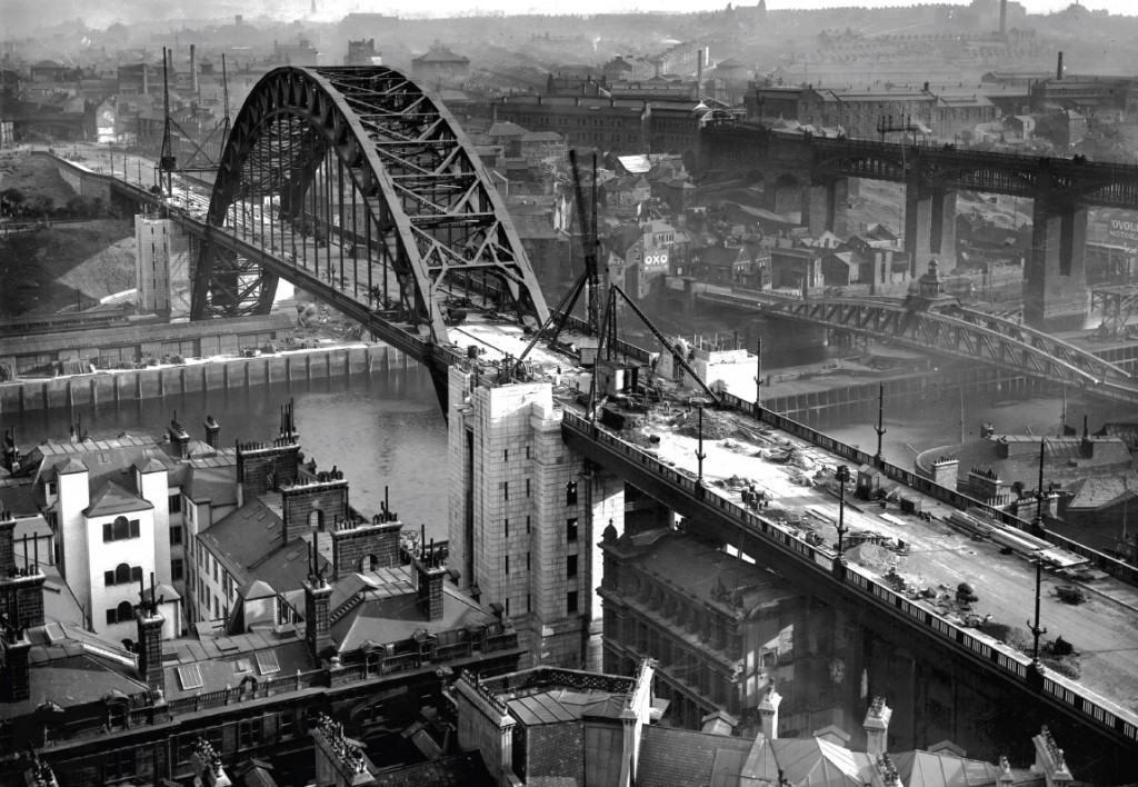 The construction of the Tyne Bridge in pictures | Tyne & Wear Archives ...